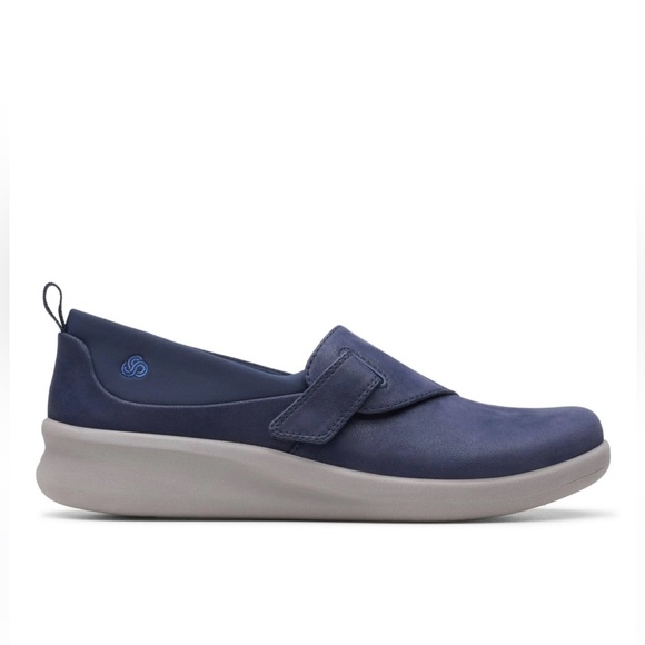 Cloudsteppers by Clarks | Shoes | Cloudsteppers By Clarks Velcro ...